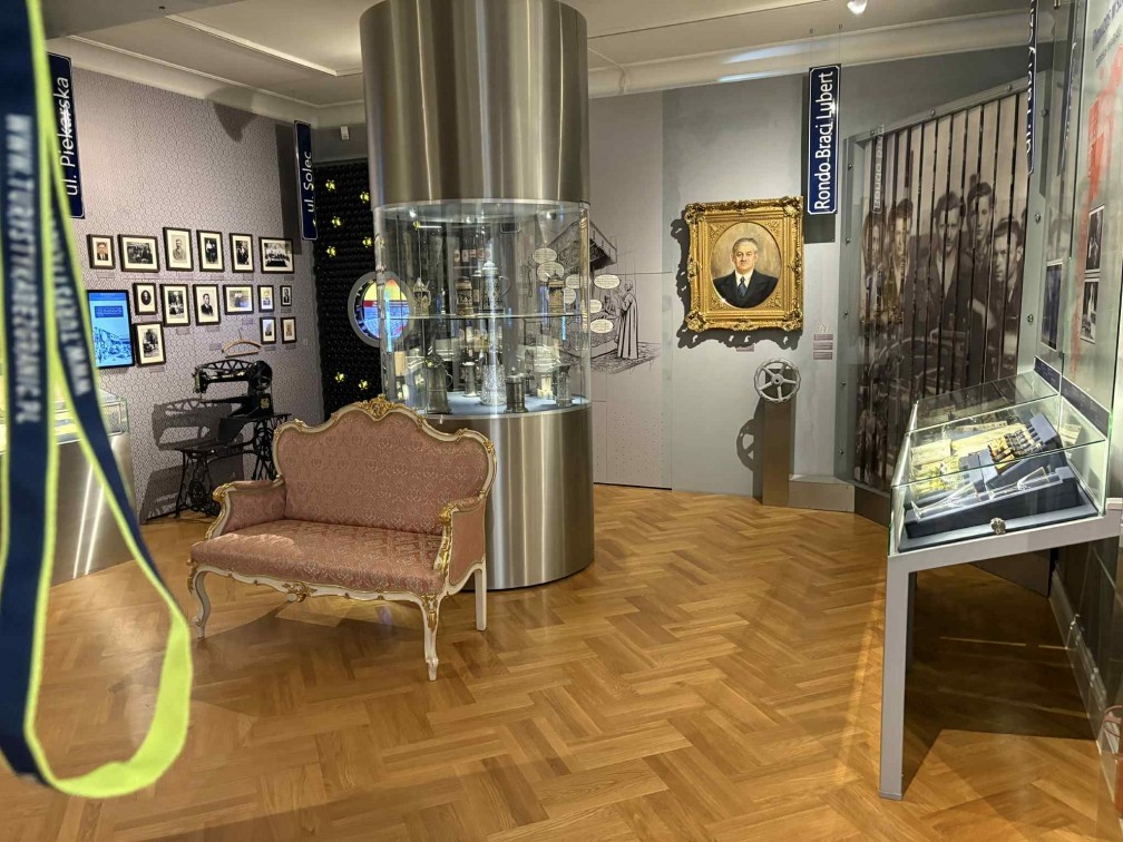 Co zwiedzić w okolicach Warszawy ? Muzeum im. Kazimierza Pułaskiego ...